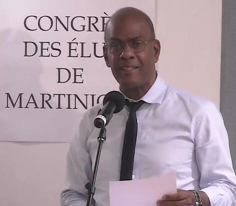 Politique. Serge Letchimy secoue la société martiniquaise ! - KARIBINFO