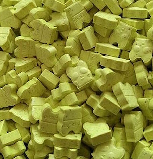 Suriname. Pikachu c'est le pied... dans la tombe ! - KARIBINFO