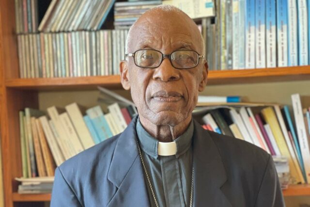 Haïti. Monseigneur Willy Romélus, une vie au service des autres - KARIBINFO